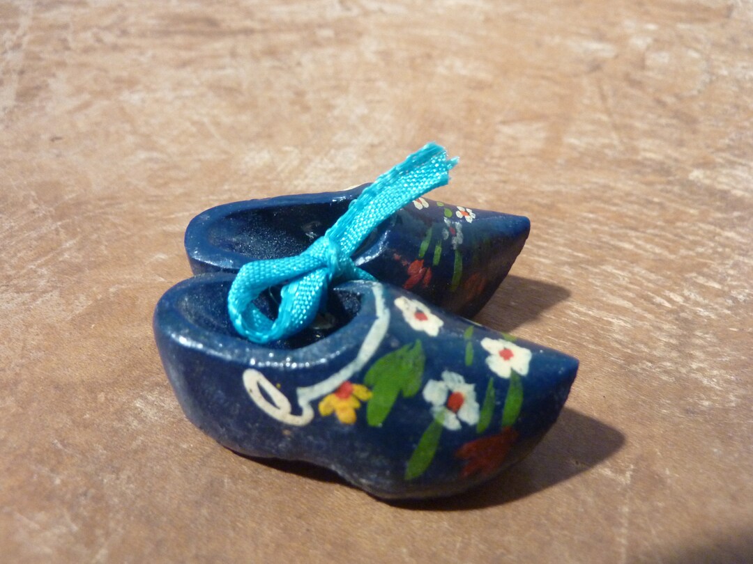 Miniature Dutch Clogs, Wood Shoes, Ornament: Holland, Hand Carved ...