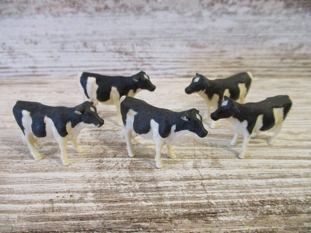 5 Miniature Cow Plastic Toy Figure Animal Terrarium Fairy Garden Supply ...