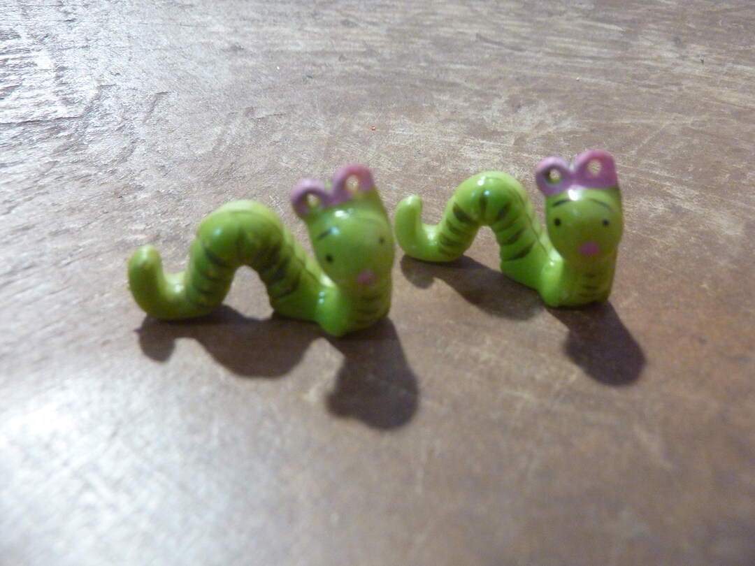 ONE Miniature Inch Worm Inchworm Snail Bone China Bug Vintage Fairy ...