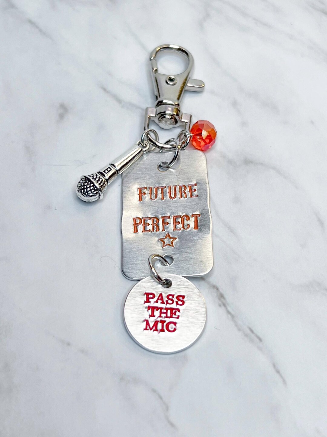 K-pop Enhypen Pass the Mic Keychain - Etsy