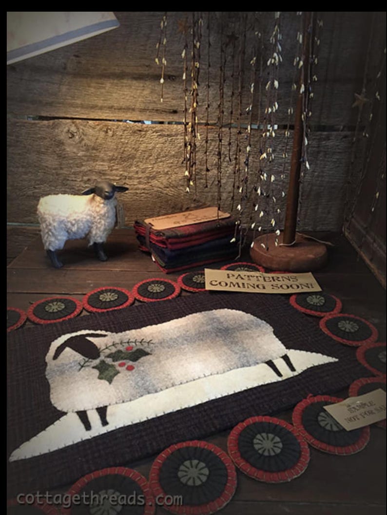Pattern: Cozy Fleece Table Mat by Threads That Bind - Etsy