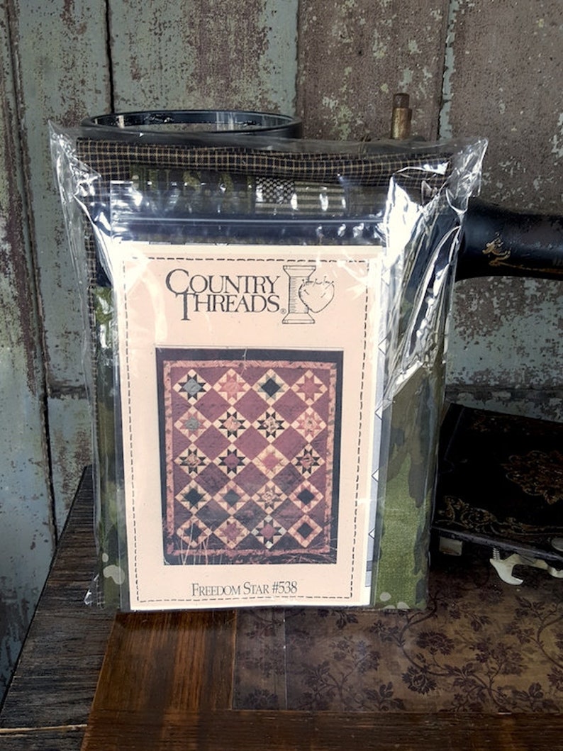 Quilt Kit and Pattern: Freedom Star Quilt by Country Threads - Etsy