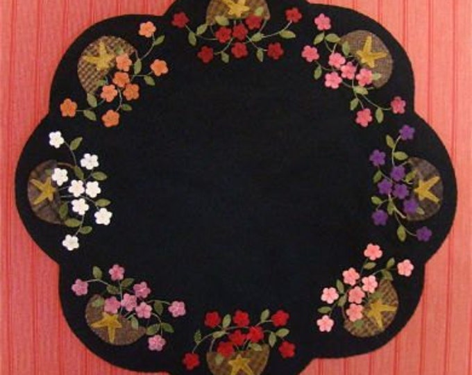 Pattern: Geranium Basket Table Mat by Primitive Gatherings - Etsy
