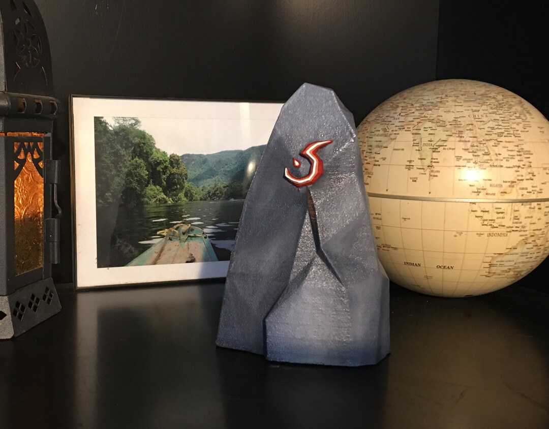 Hand-painted World of Warcraft Inspired Summoning Stone Meeting Stone ...