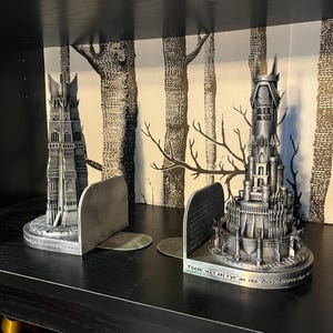Two Towers Orthanc and Barad-dur Bookends - Silver Wax Buffed - 3D ...
