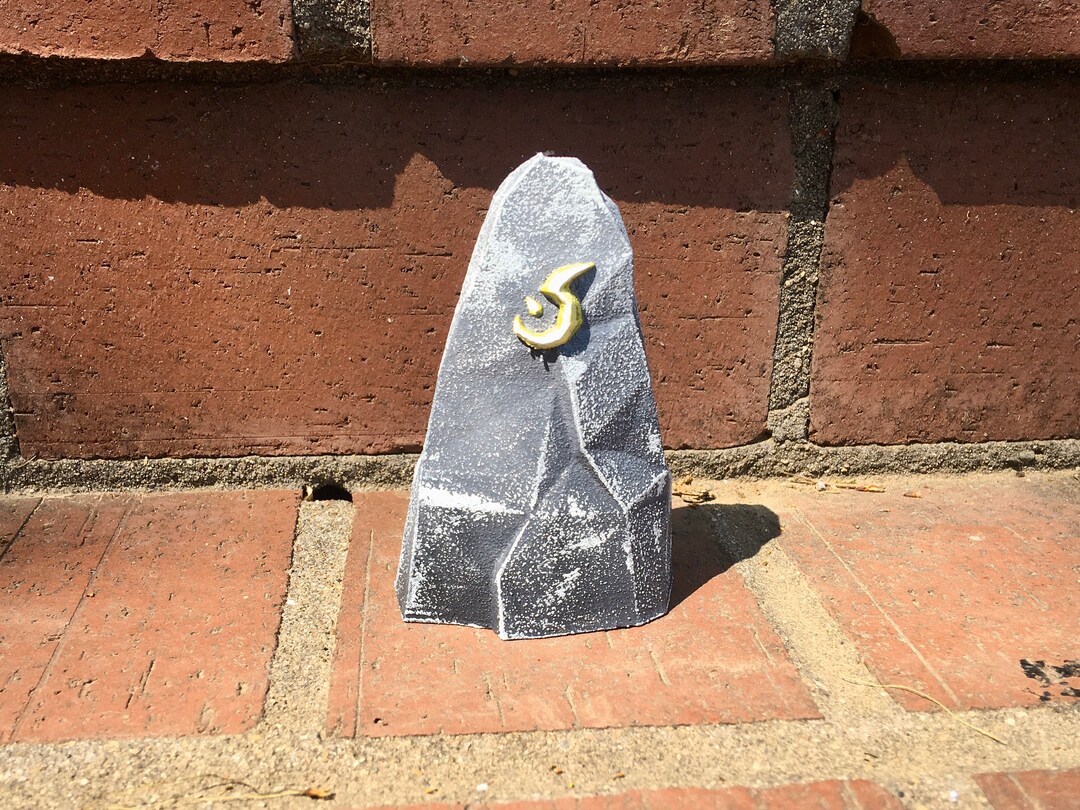 Miniature Hand-painted World of Warcraft Inspired Summoning Stone ...