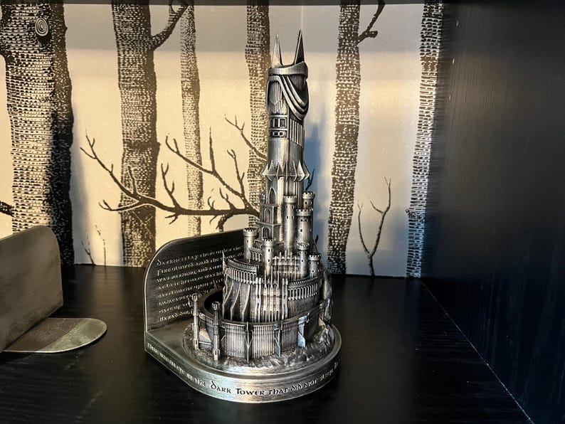 Two Towers Orthanc and Barad-dur Bookends - Silver Wax Buffed - 3D ...