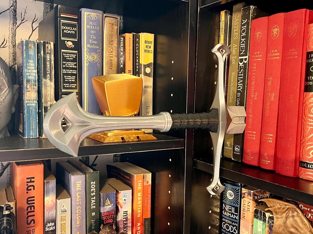 Blade of the King Floating Book Nook Flame of the West Sword That Was ...
