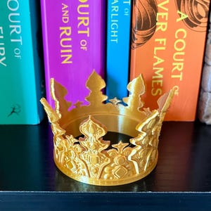 Golden Fae Trove Bookshelf Decor - Golden Harp, Mask, and Crown - Dread ...