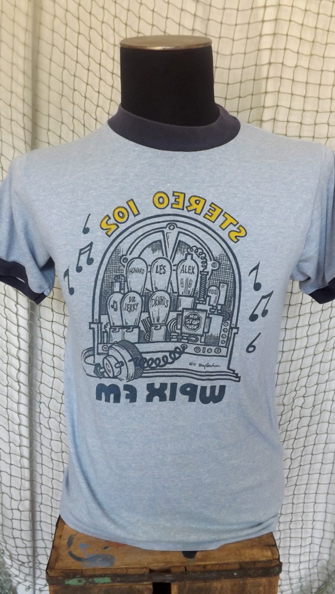 Vintage WPIX FM Tee Shirt. - Etsy
