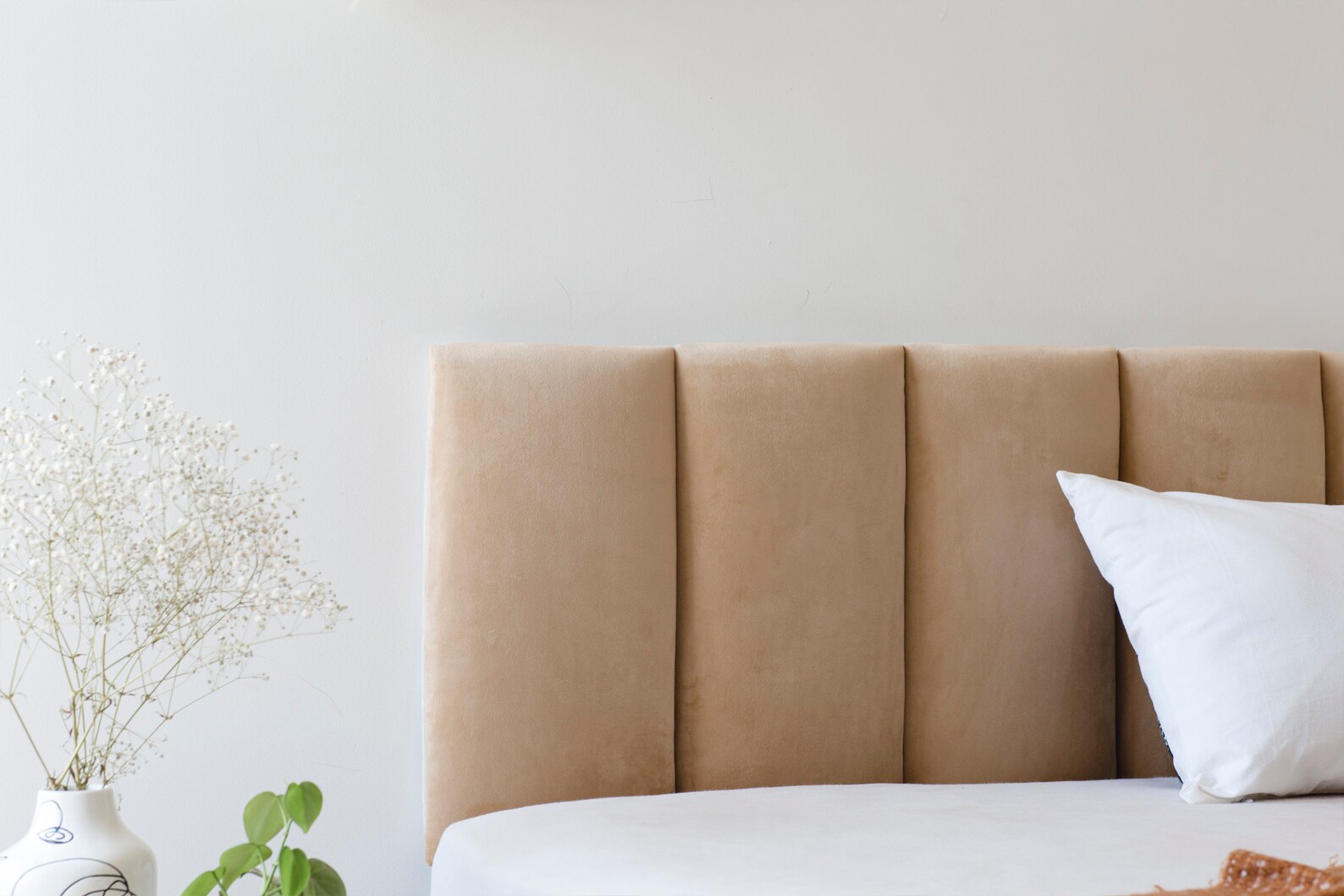 Velvet Headboard, Wall Hanging Headboard Cushioned Tiles, Fabric Wall ...