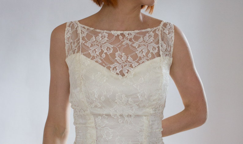 Vintage Lace Hourglass Wedding Gown / Mermaid / Low Back XS S - Etsy