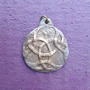 Celtic Irish Shield of Lugh Bronze Pendant - Etsy UK