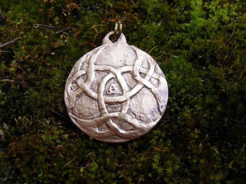 Celtic Irish Shield of Lugh Bronze Pendant | Etsy