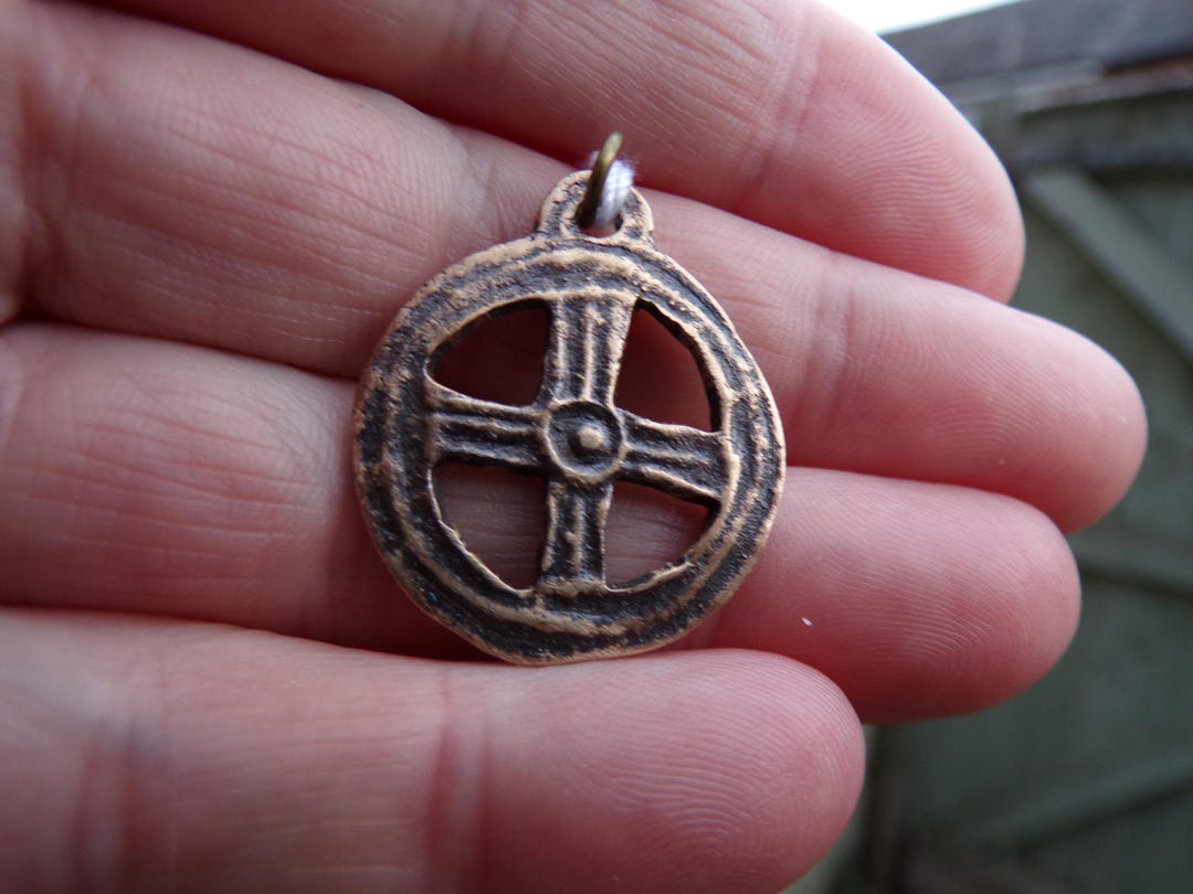 Celtic Sun Cross Wheel of Life Bronze Pendant - Etsy