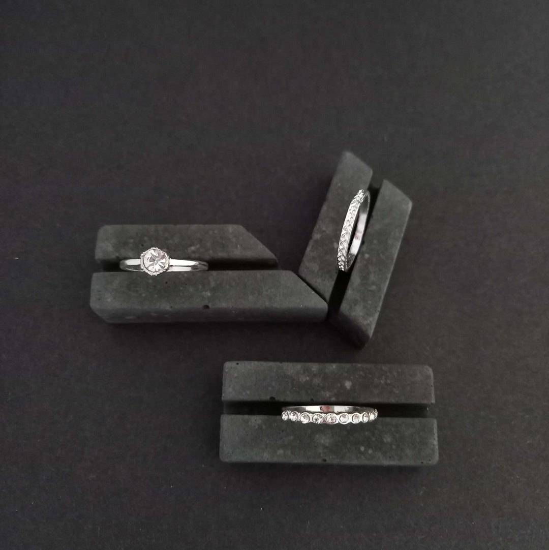Set of 3 Concrete Upright Ring Stand 'gabe', Jewellery Organiser ...