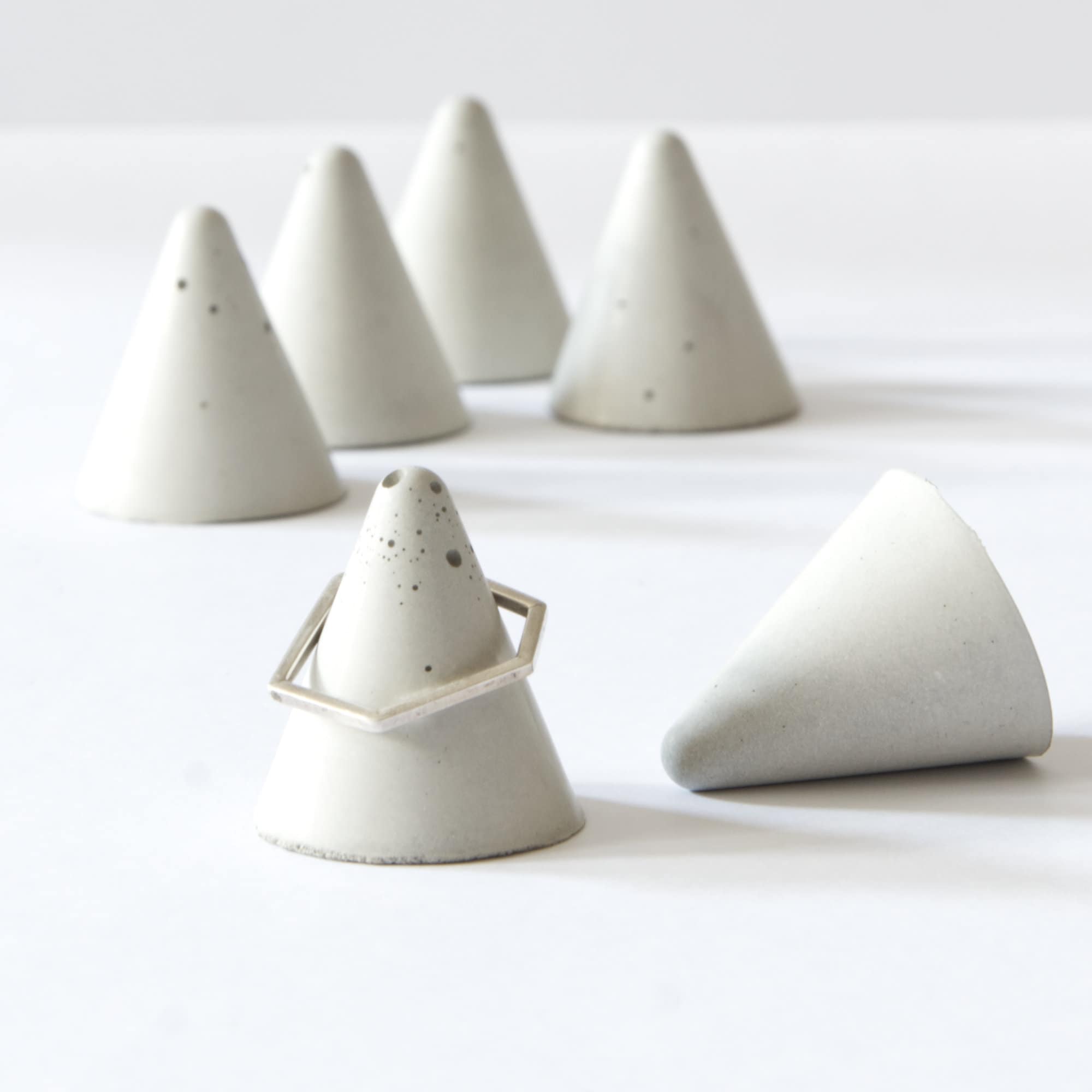 Concrete Cone Ring Display Set Jewellery Organiser Retail - Etsy UK