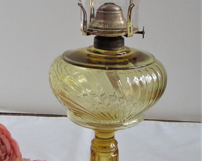Vintage Amber Clam Rib Oil Lamp With Button Pattern Base - Etsy