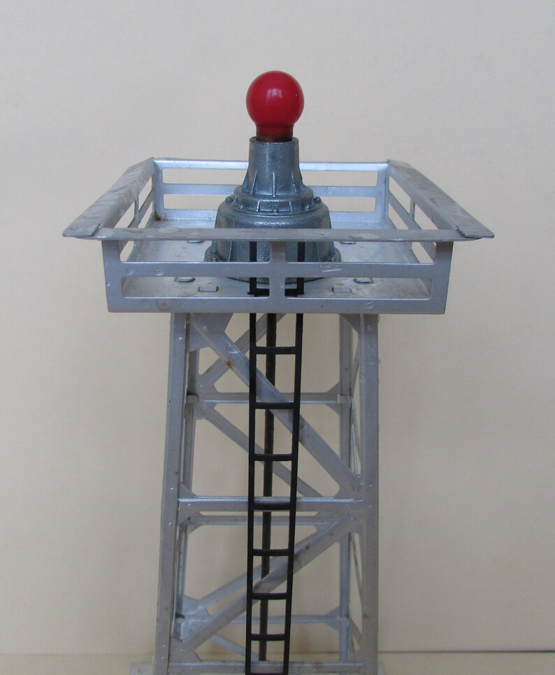 Vintage No.394 Beacon Metal Lionel Tower Toy - Etsy