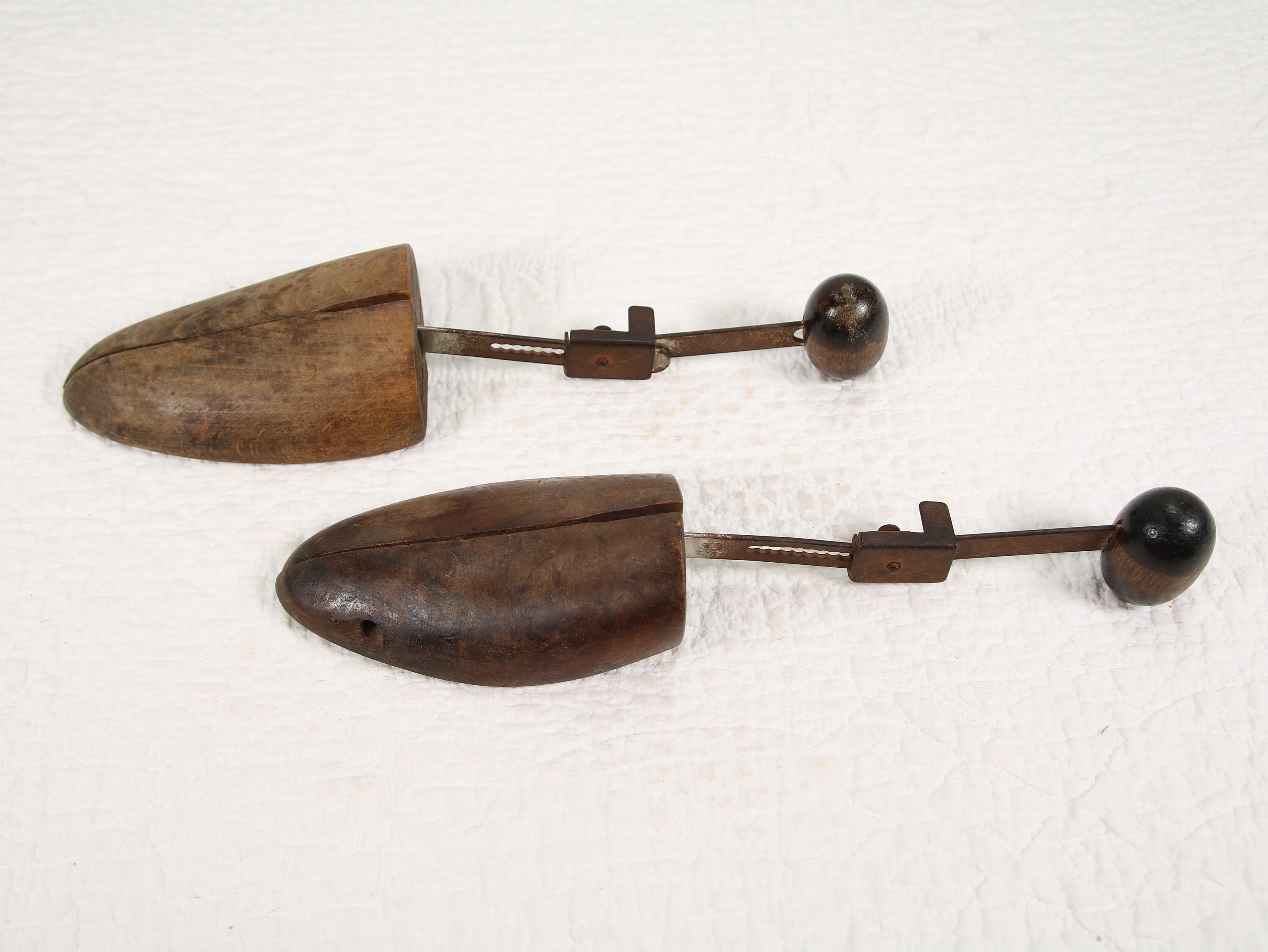 Pair of Vintage Wooden Shoe Trees. Right and Left #4 Adjustable Shoe ...