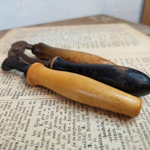 3 Antique Pattern Tracer With Wooden Handle Tracing Wheel Sewing Tool ...