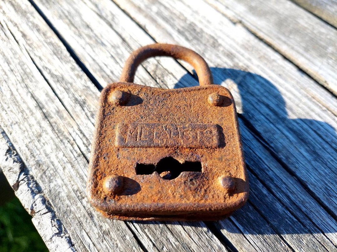 Vintage Padlock Art Metalist Collectible Padlock Industrial Decor Rare ...