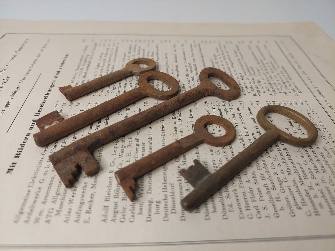 Skeleton Key Set Collectibles Large Key Old Key Primitive Rustic Home ...