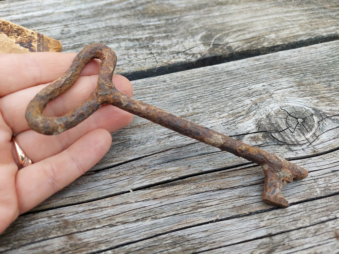 Large Antique Metal Skeleton Key Huge Key Big Authentic Vintage Key ...