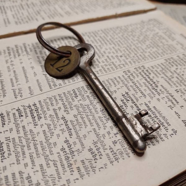 Old Keys - Etsy