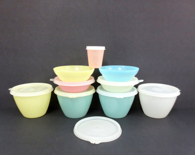 Tupperware Pastel Refrigerator Bowls Snacks & Midget With Lids Blue ...