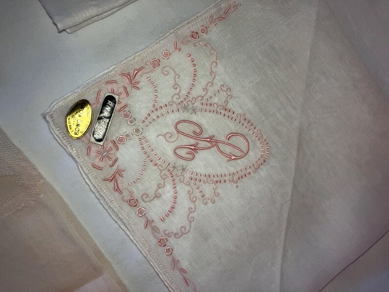 Vintage Handkerchief Set of 12, Embroidery Crochet and Lace Details ...