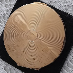 STRATTON Powder Compact Made in England Collectables Vintage Mid ...