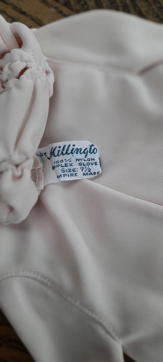 Vintage Gloves MILLINGTON Empire Made Beige Nylon Sim… - Gem