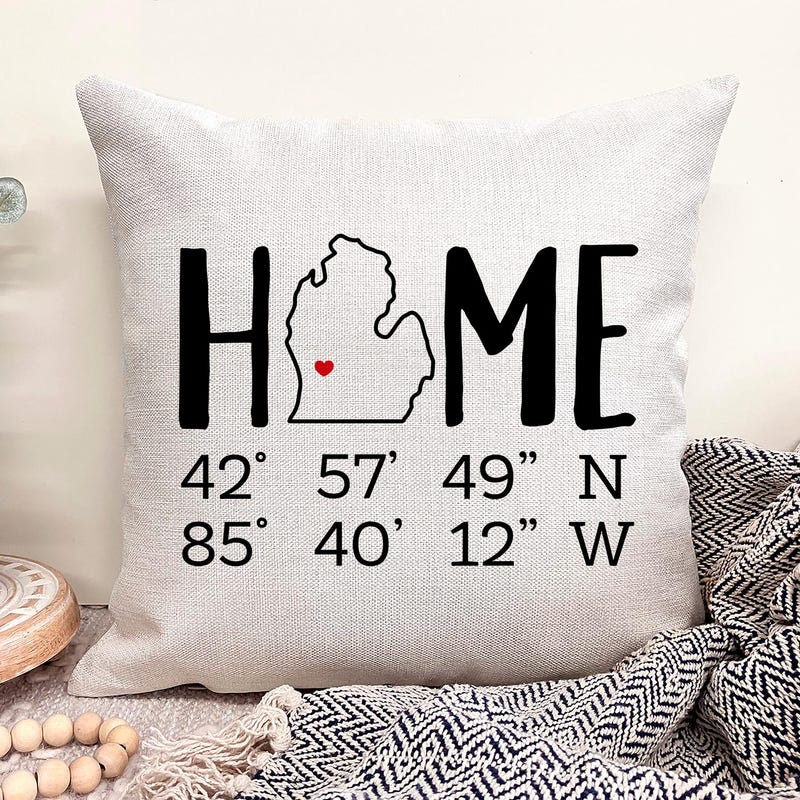 Michigan Pillow - Etsy
