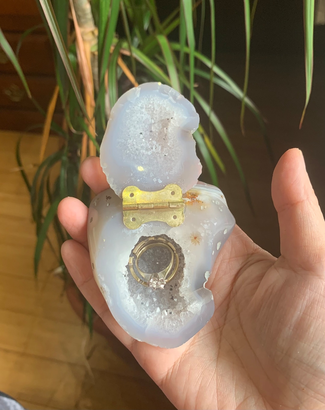 Geode Jewelry Box/polished Geode Ring Box/ Wedding Ring Box/ Engagement ...