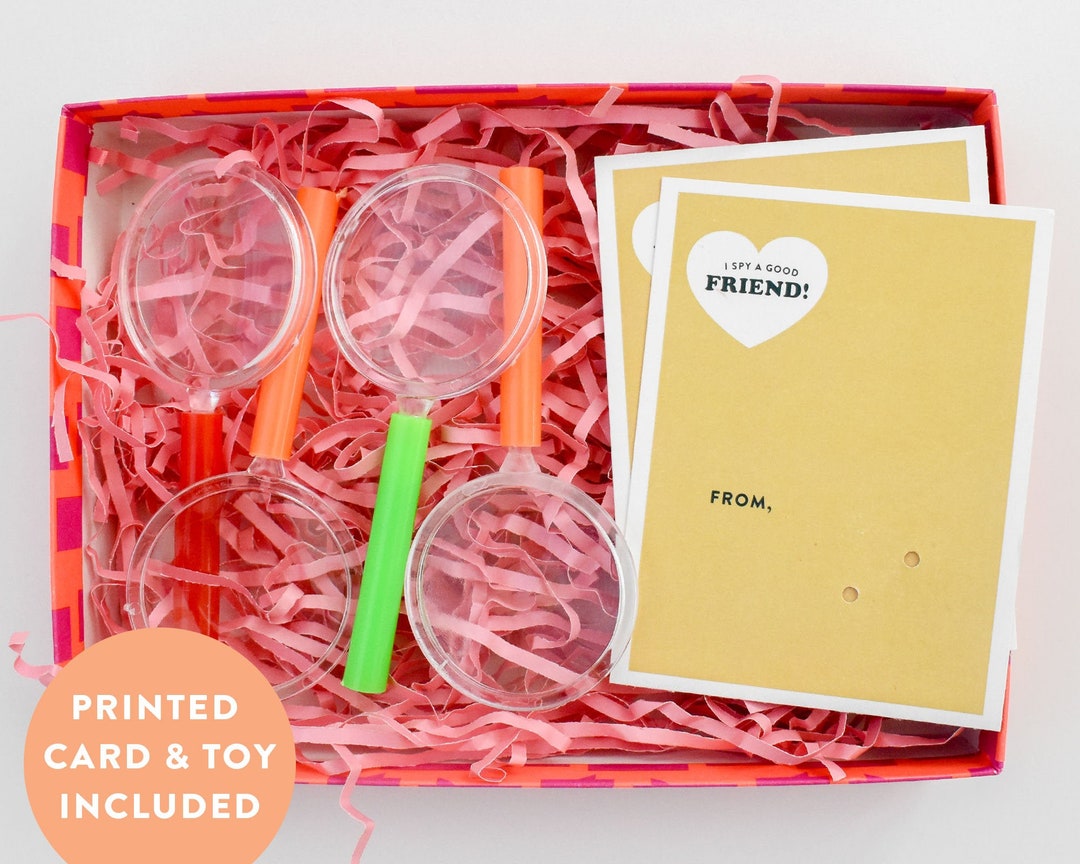Physical Magnifying Glass Valentines for Kids, School Valentines, for ...