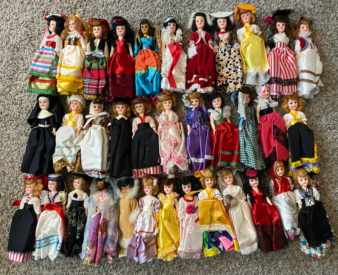 Lot of 35 Vintage 8 Dolls of All Lands Collection From Blue Bonnet - Etsy