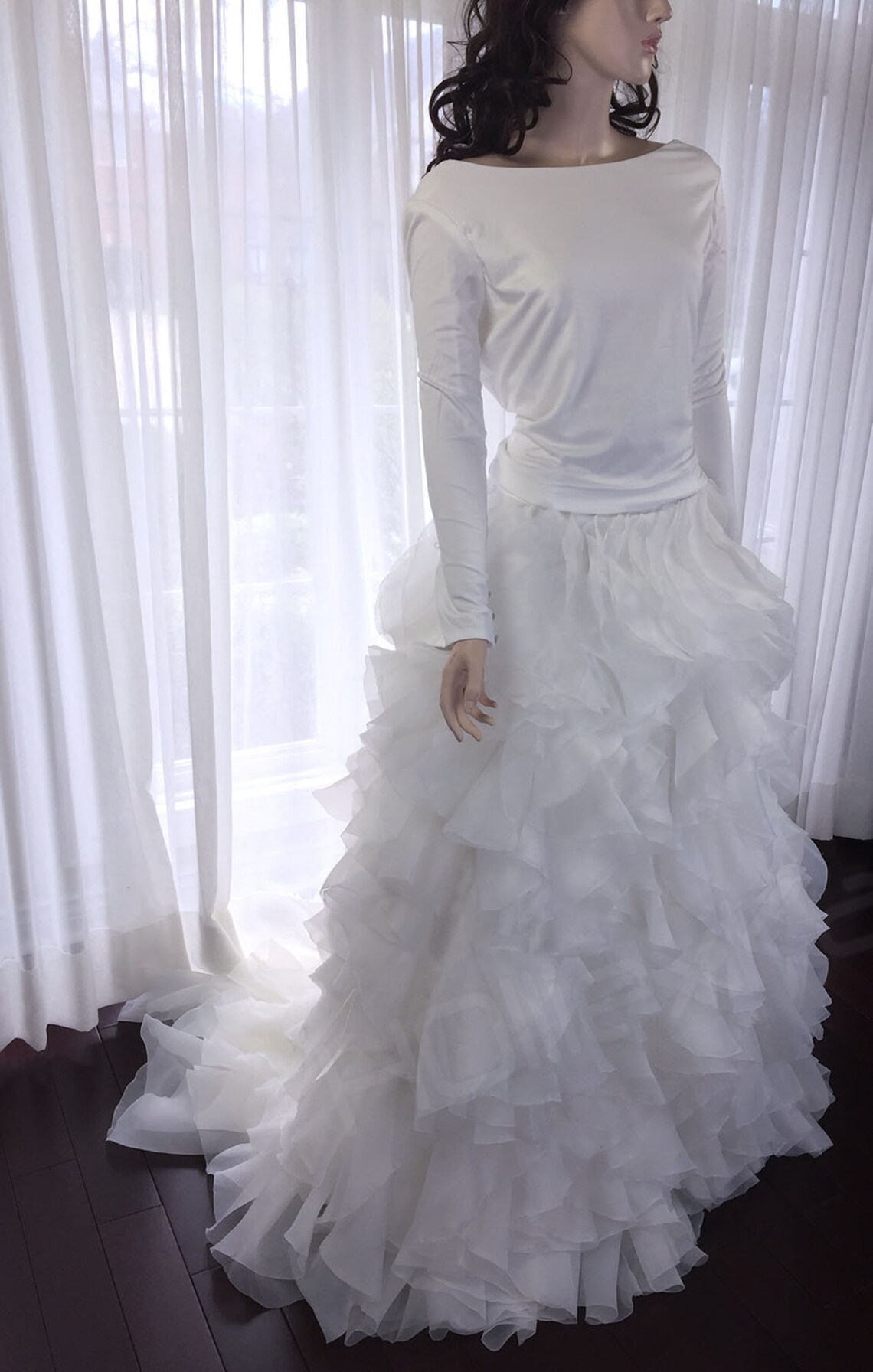 Two Piece Wedding Dress Ruffle Bridal Skirt Unique Wedding - Etsy