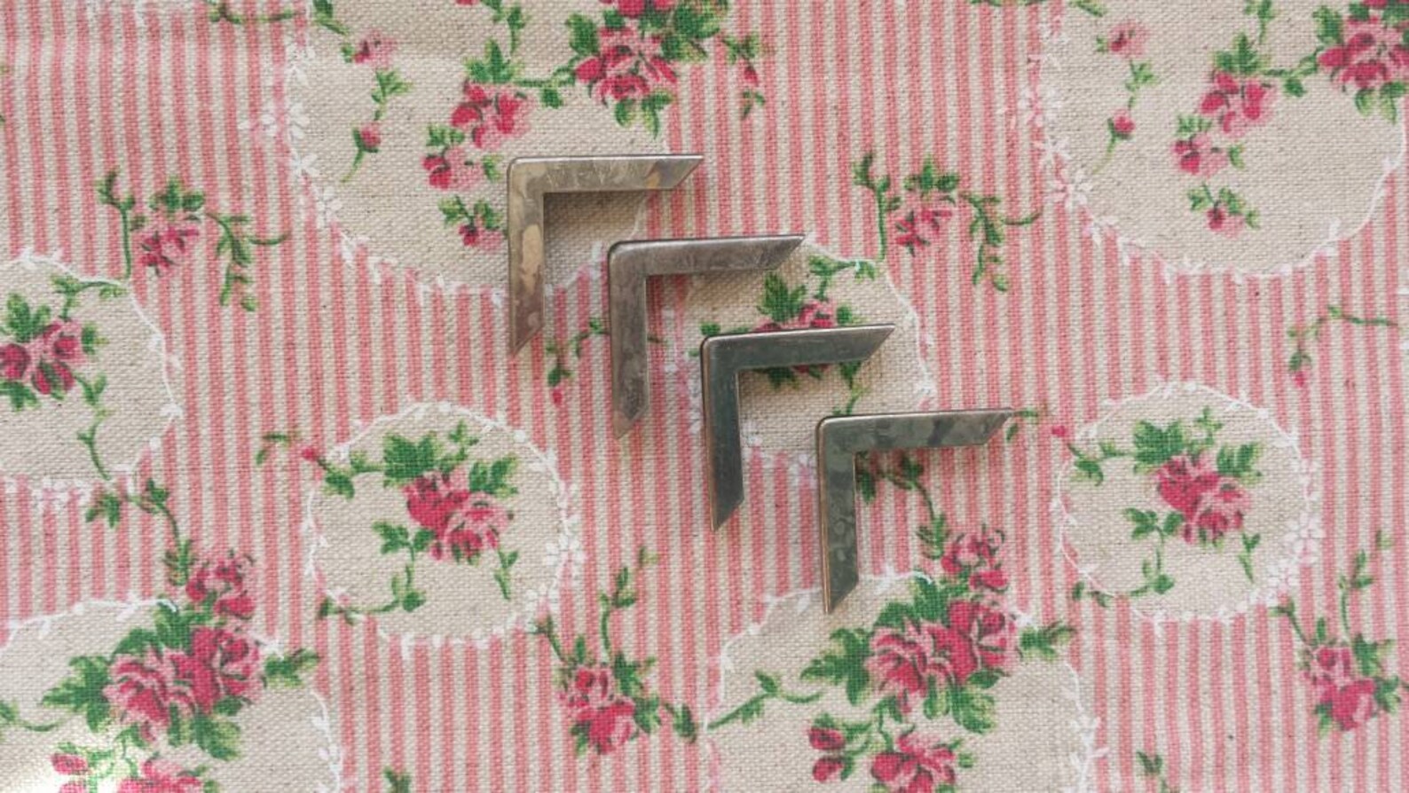 Medium Cartonnage Bookbinding or Box Corner-end Corners | Etsy