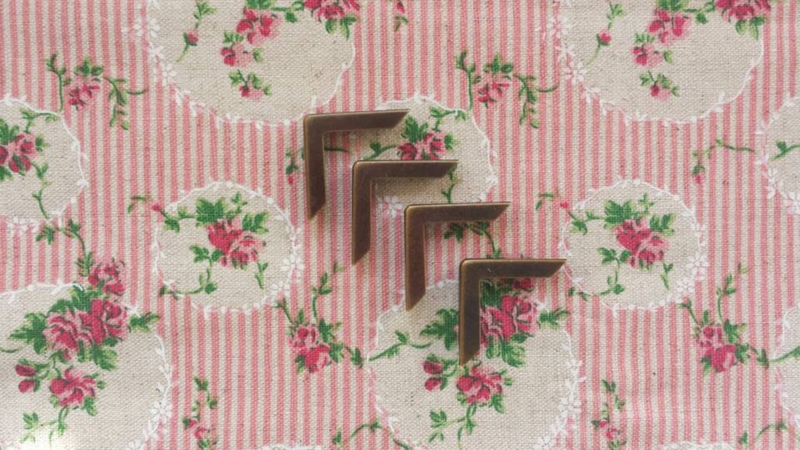 Medium Cartonnage Bookbinding or Box Corner-end Corners - Etsy