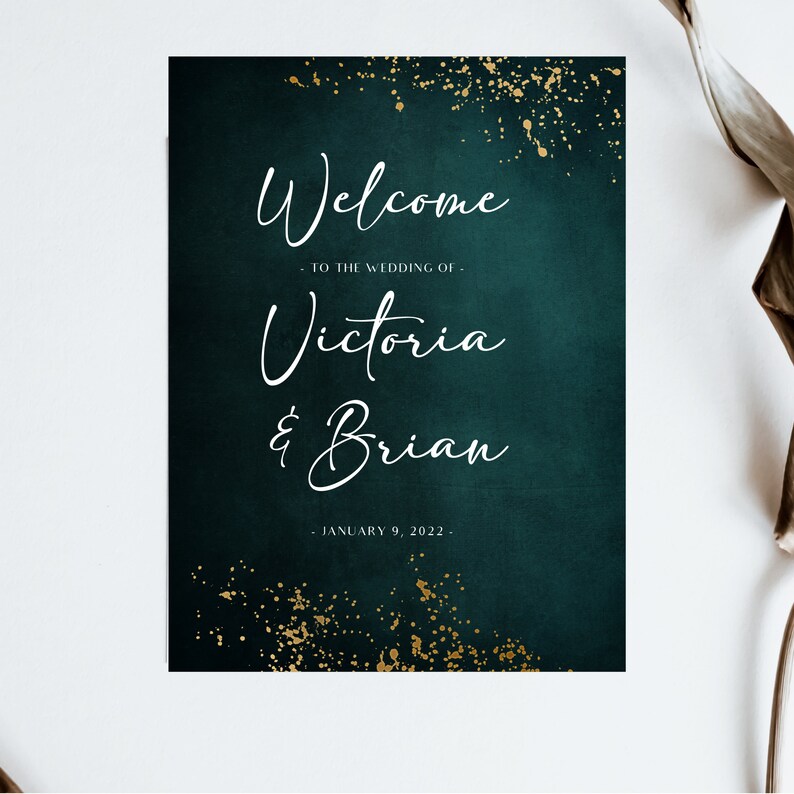 Elegant Green & Gold Wedding Welcome Sign: Customizable Eco-friendly ...