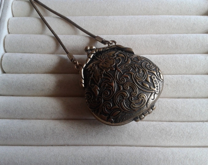 Antique Coin Purse Locket Bronze Necklace - Etsy