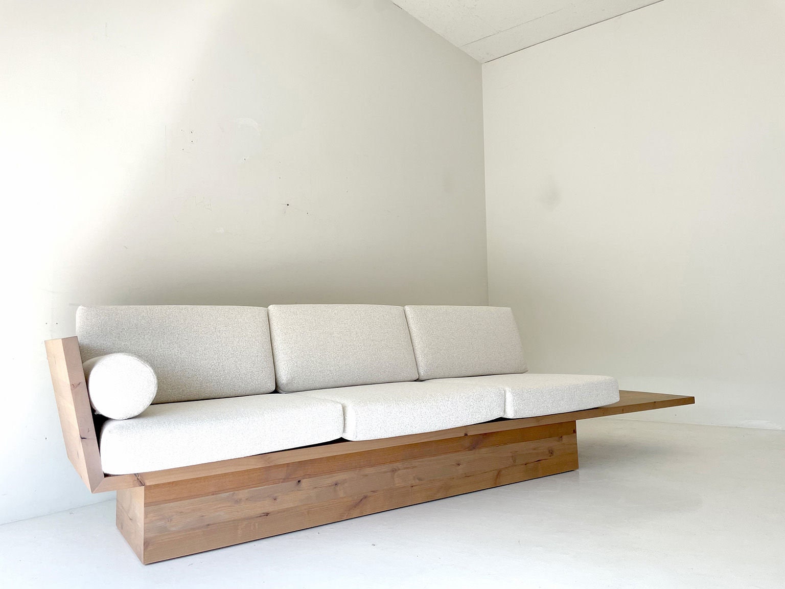 Suelo Modern Wood Sofa With Plinth Base - Etsy UK