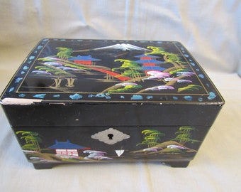 Vintage music box | Etsy