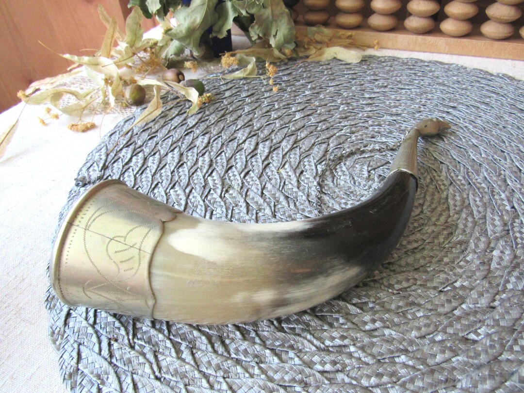 Georgian Wine Horn: Handmade Cow Horn With German Silver - Etsy