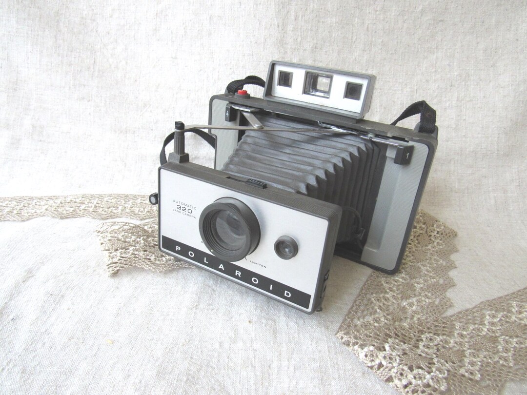 Polaroid Automatic 320 Land Camera, Retro POLAROID, Photo Prop - Etsy