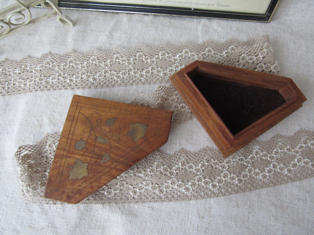 Triangular Wooden Box With Brass Decorations, Triangle Scotland Box ...