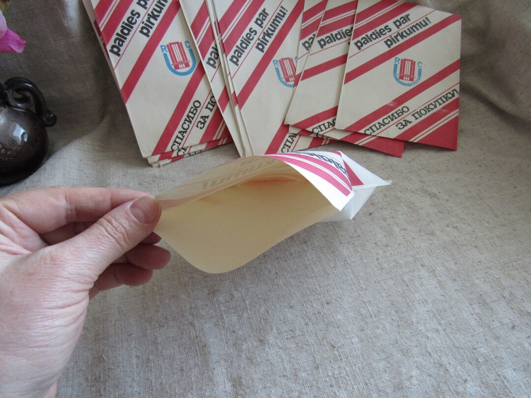 SET OF 10 Vintage 1970s Soviet Era Department Store Paper Shopping Bags ...