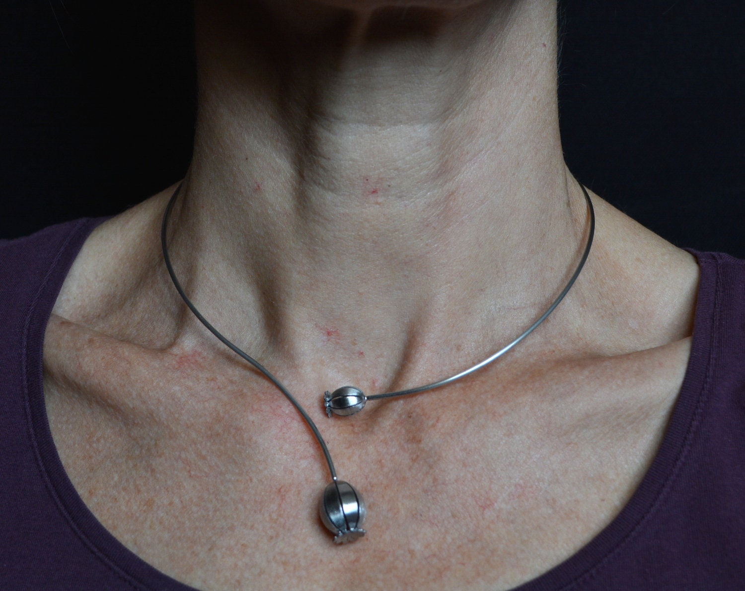 Stainless Steel Poppy Necklace - Etsy Israel