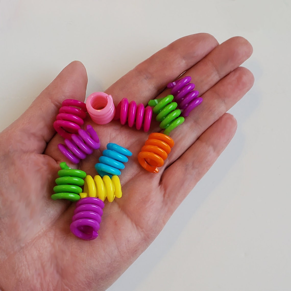 COIL Beads, Colorful Beads for Craft Projects, Embellishments, Quilts ...
